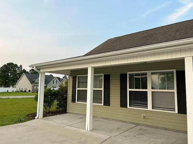 4 Br, 3 bath, Single Family Home 720 Rambler Ct