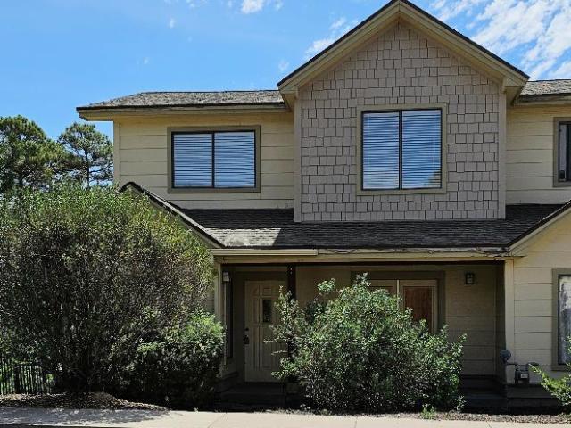 4 Br, 3 bath, Single Family 1471 East Payton Way