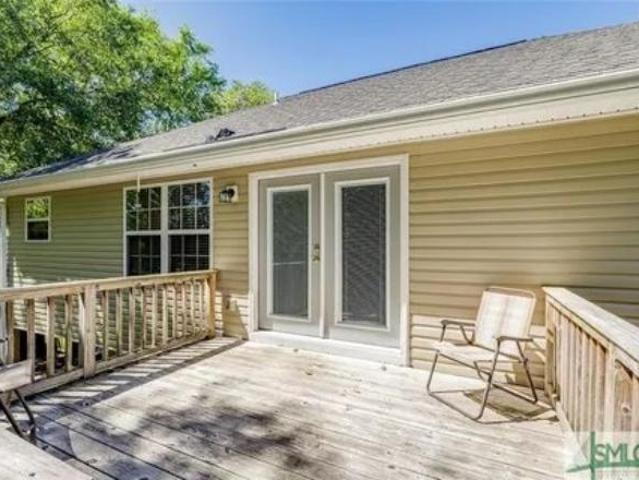 4 Br, 3 bath, Single Family 148 Ridgewood Cir