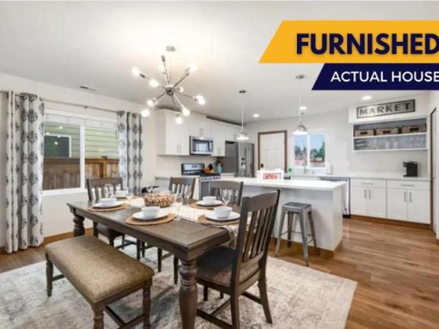 4 Br, 3 bath, Single Family 1519 S Washington St