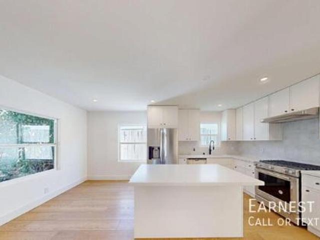 4 Br, 3 bath, Single Family 15242 Morrison Street