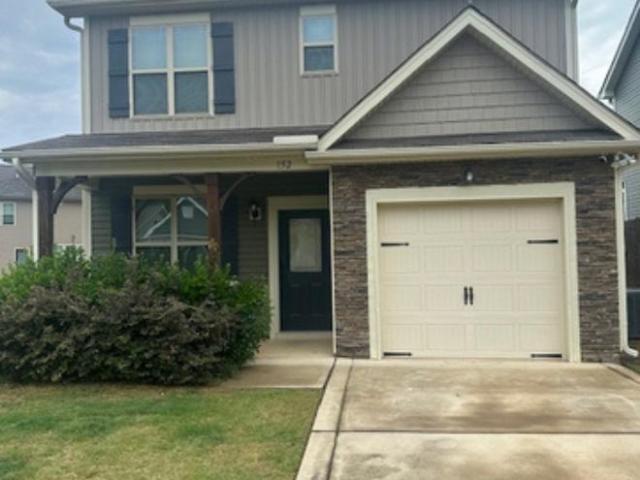 4 Br, 3 bath, Single Family 152 Mcdowell Parkway