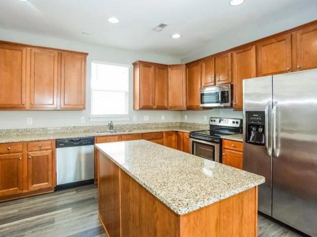 4 Br, 3 bath, Single Family 15306 Hugh Torance Pkwy