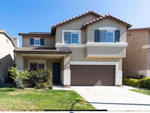 4 Br, 3 bath, Single Family 15 Ametrine Way