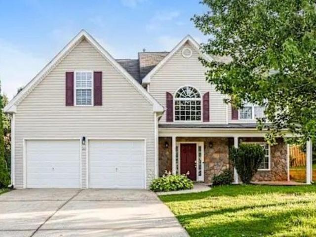 4 Br, 3 bath, Single Family 163 Madelia Pl