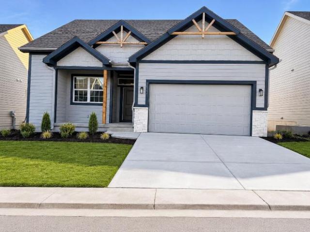 4 Br, 3 bath, Single Family 16212 Fontana St