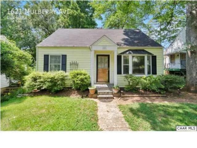 4 Br, 3 bath, Single Family 1621 Mulberry Ave