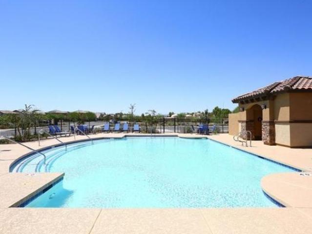 4 Br, 3 bath, Single Family 16220 W La Ventilla Way