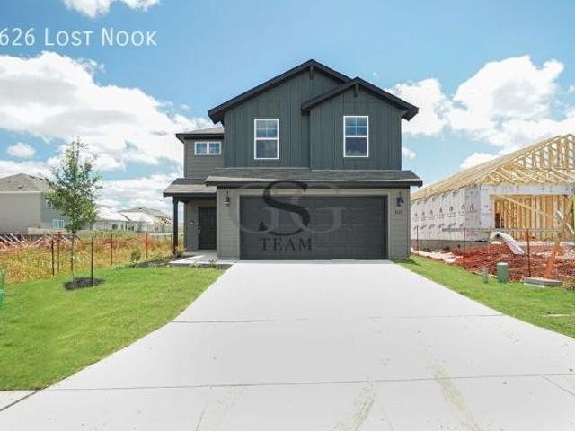 4 Br, 3 bath, Single Family 1626 Lost Nook