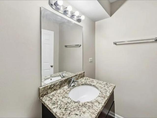 4 Br, 3 bath, Single Family 16460 Roy St