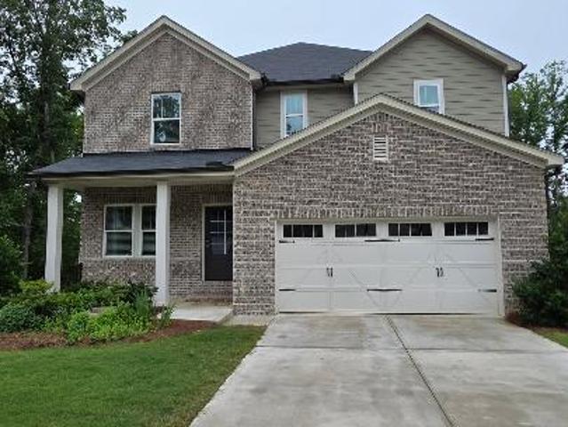 4 Br, 3 bath, Single Family 164 Long Leaf St