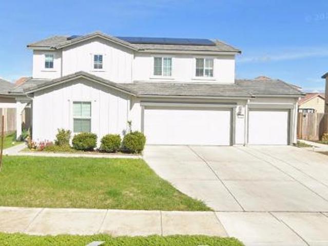 4 Br, 3 bath, Single Family 1672 Thistle Ln