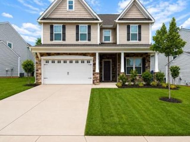 4 Br, 3 bath, Single Family 1704 Eagle View Dr