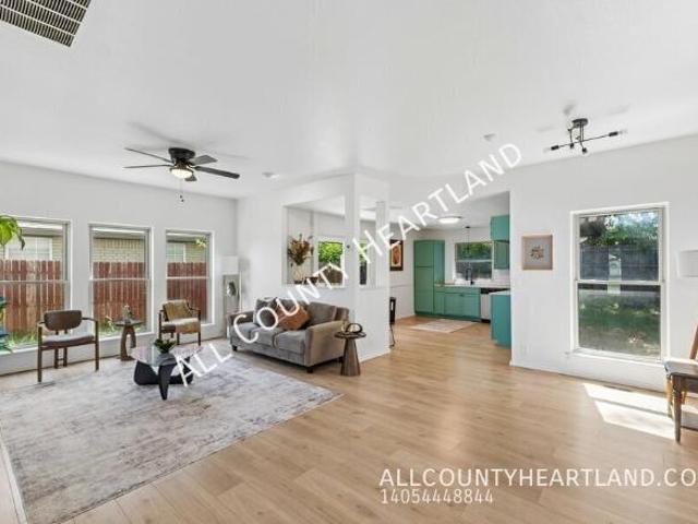 4 Br, 3 bath, Single Family 17116 Sunny Hollow Rd