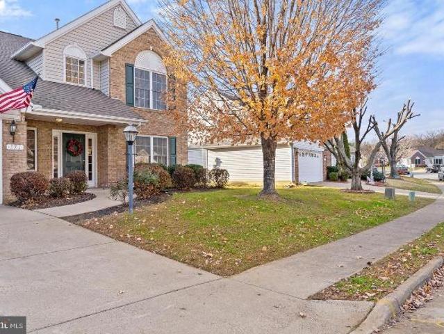 4 Br, 3 bath, Single Family 171 Duke St