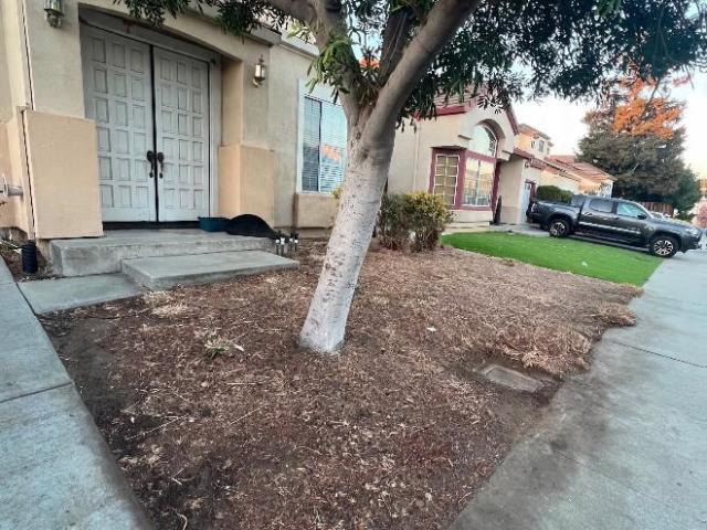 4 Br, 3 bath, Single Family 181 Summerwind Dr