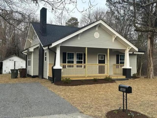 4 Br, 3 bath, Single Family 1823 Willora Street