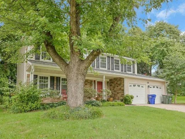 4 Br, 3 bath, Single Family 18 Windmill Court
