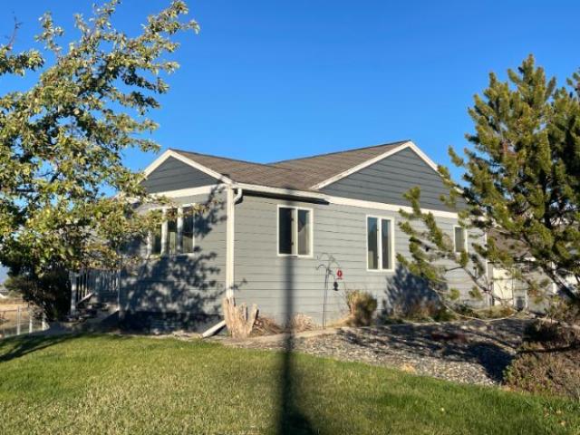 4 Br, 3 bath, Single Family 1901 Grant Street