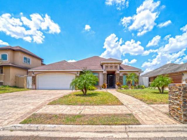 4 Br, 3 bath, Single Family 1904 E Erica St