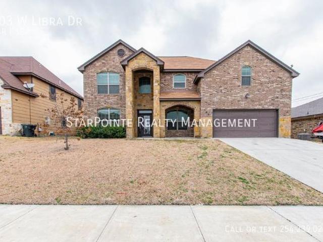 4 Br, 3 bath, Single Family 103 W Libra Dr