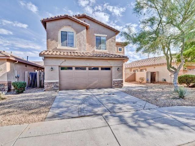 4 Br, 3 bath, Single Family 10115 W Parkway Dr
