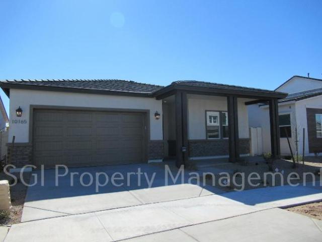 4 Br, 3 bath, Single Family 10165 E Thistle Ave
