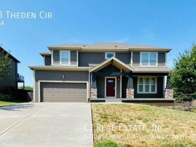 4 Br, 3 bath, Single Family 10223 Theden Cir