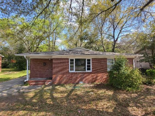 4 Br, 3 bath, Single Family 1030 Radio Drive