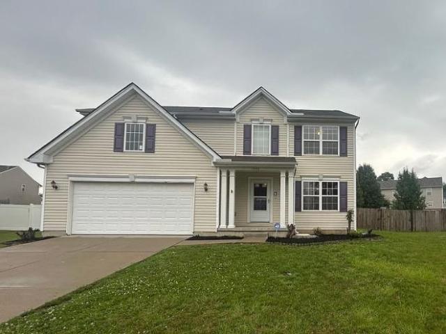 4 Br, 3 bath, Single Family 1040 Gleason Dr