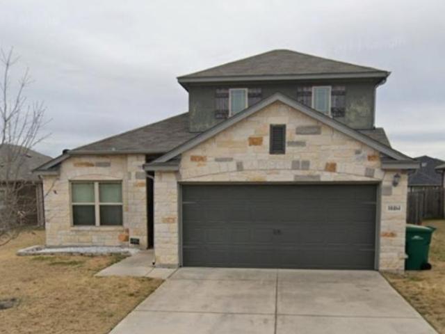 4 Br, 3 bath, Single Family 10464 Dakota Riv