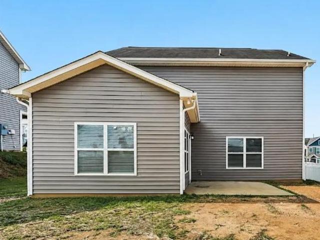 4 Br, 3 bath, Single Family 1070 Cleveland Meadows Trl