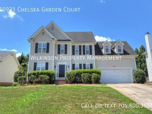 4 Br, 3 bath, Single Family 10921 Chelsea Garden Ct