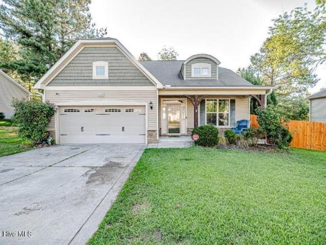 4 Br, 3 bath, Single Family 113 Sedgewood Ct