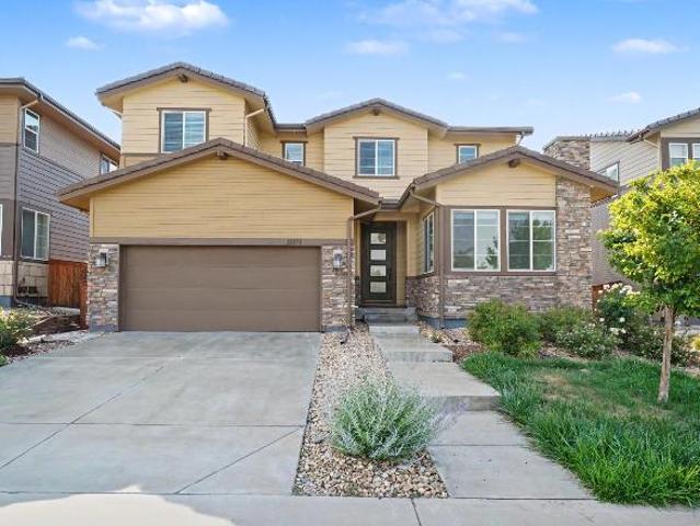 4 Br, 3 bath, Single Family 11071 Watermark Avenue