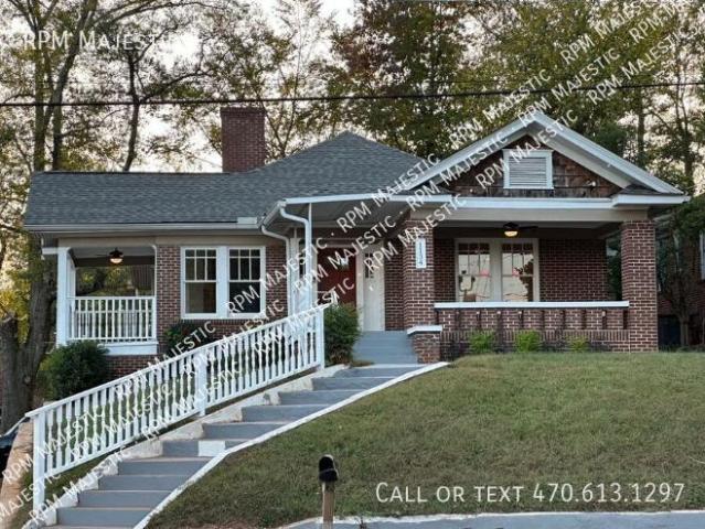 4 Br, 3 bath, Single Family 1134 Donnelly Ave SW
