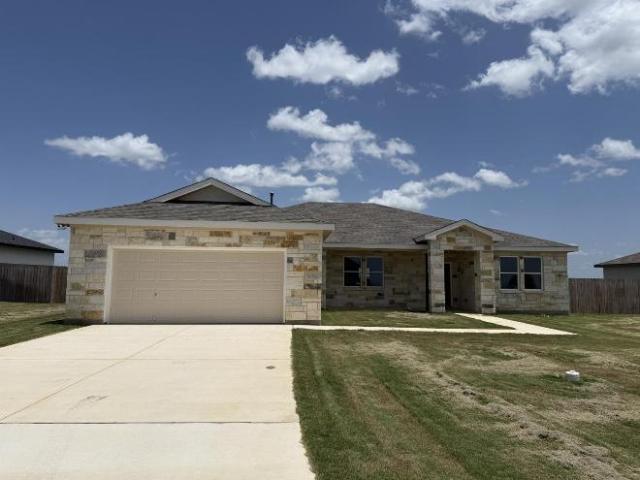 4 Br, 3 bath, Single Family 117 Growers Avenue