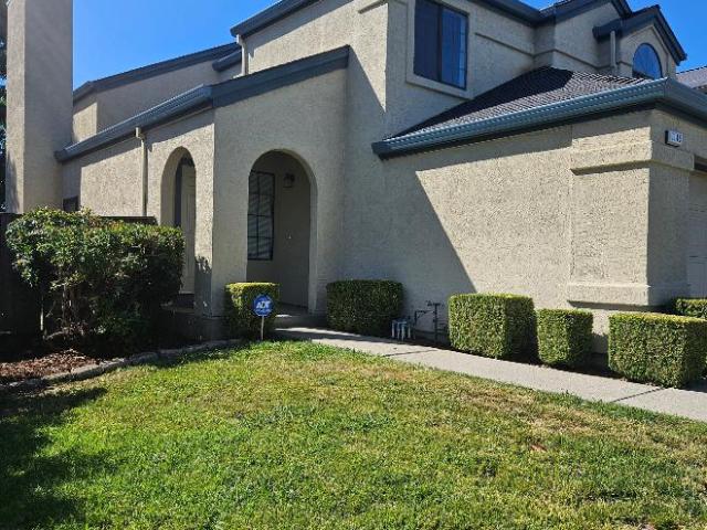 4 Br, 3 bath, Single Family 1145 Quail Valley Run