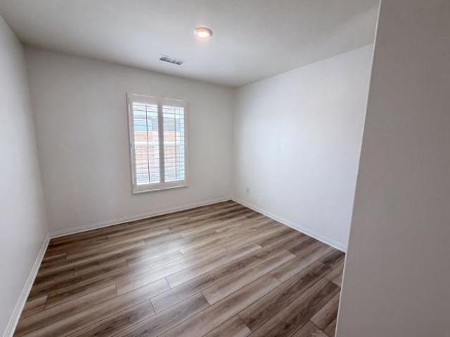 4 Br, 3 bath, Single Family 11553 Halter St