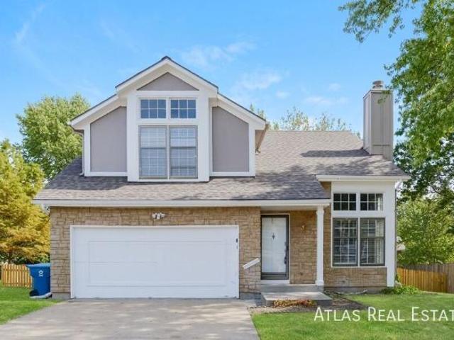 4 Br, 3 bath, Single Family 11581 Caenen Street