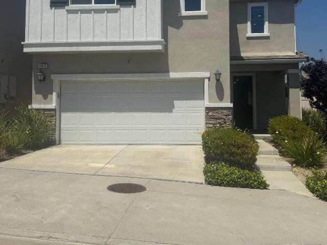 4 Br, 3 bath, Single Family 11612 N Amsterdam Ln