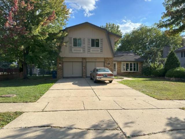 4 Br, 3 bath, Single Family 1183 Fox Boro Lane