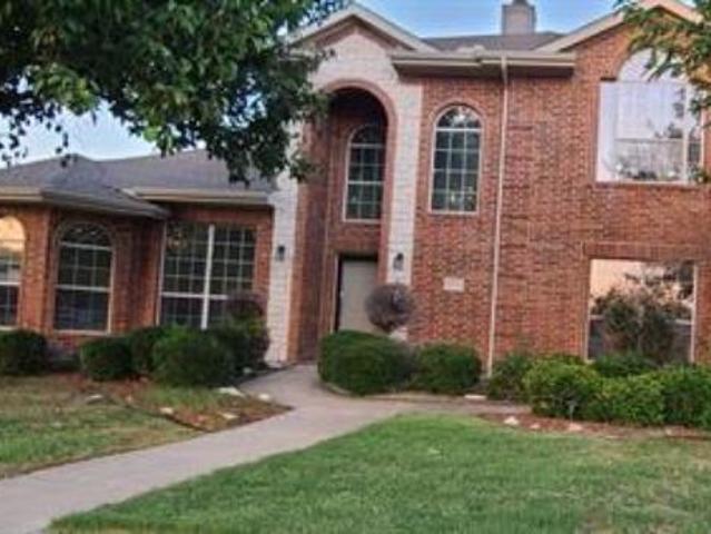 4 Br, 3 bath, Single Family 1200 Oakley