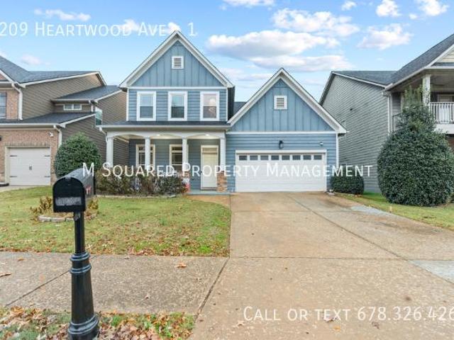 4 Br, 3 bath, Single Family 1209 Heartwood Ave