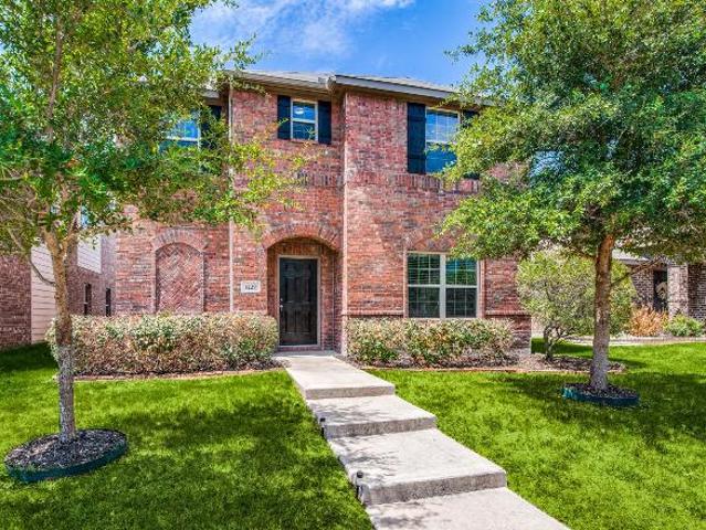4 Br, 3 bath, Single Family 1229 Land Oak Road