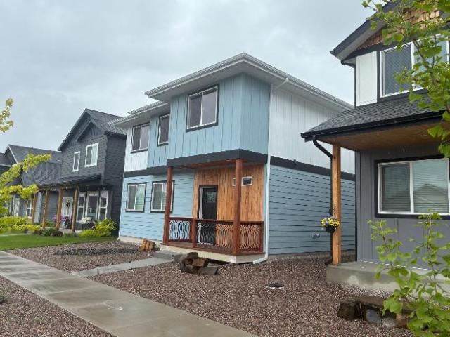 4 Br, 3 bath, Single Family 12 Concho