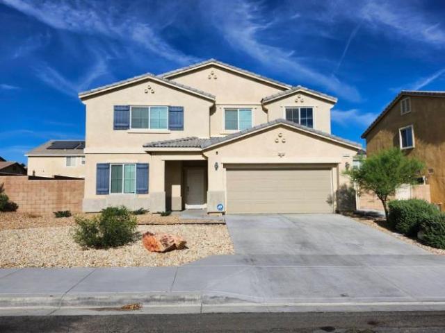 4 Br, 3 bath, Single Family 13050 Oakwood St