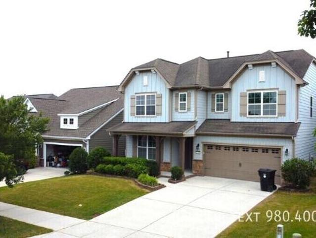 4 Br, 3 bath, Single Family 1310 Middlecrest Dr