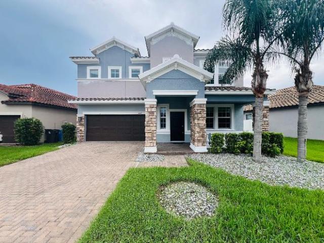 4 Br, 3 bath, Single Family 13149 Green Violet Dr