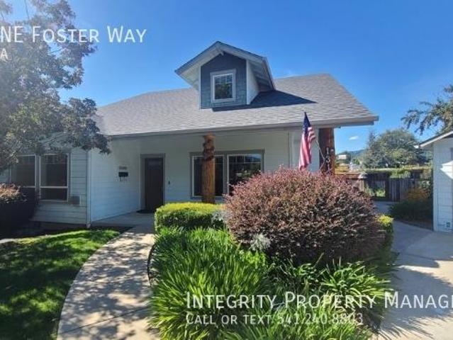 4 Br, 3 bath, Single Family 1316 NE Foster Way